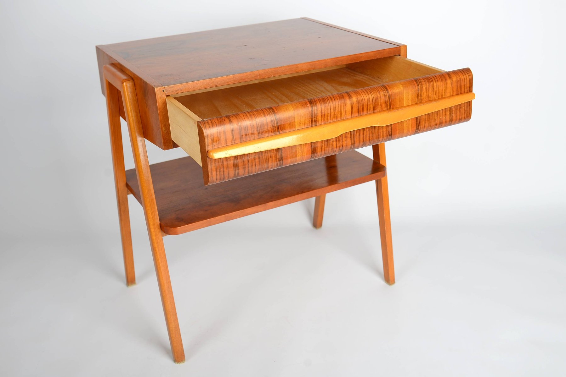 Mid-Century Side Table in Walnut, 1960s for sale at Pamono