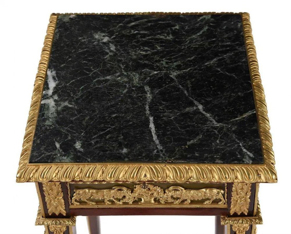 Französische Konsole aus Mahagoni & Vergoldeter Bronze im Stil von ...