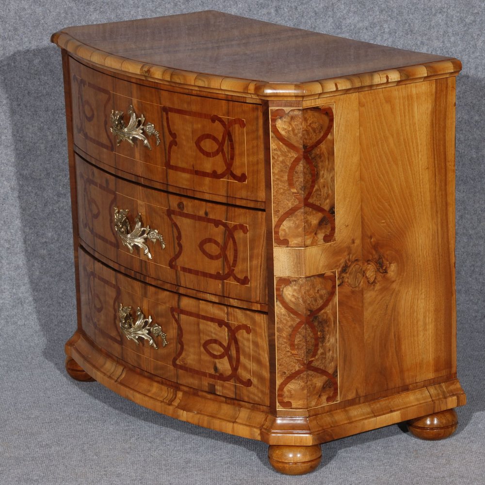 Ancient Baroque Chest of Drawers, 1800s for sale at Pamono