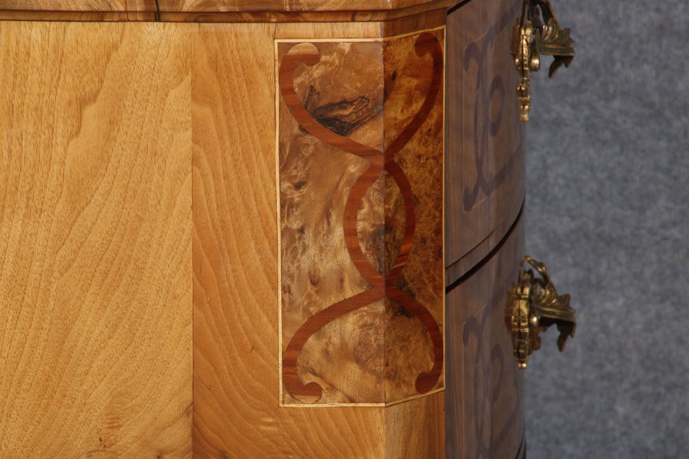 Ancient Baroque Chest of Drawers, 1800s for sale at Pamono