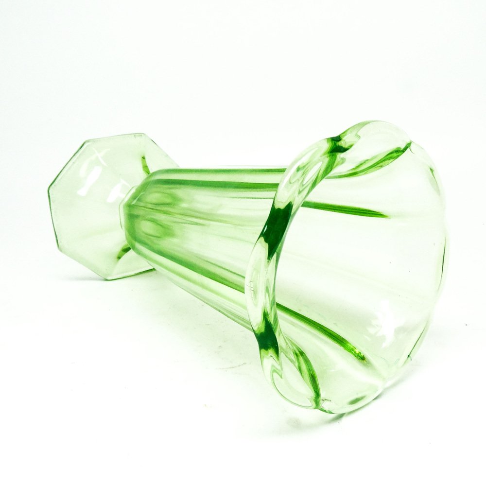 Polish Art Deco Uranium Vase from Zawiercie Glassworks, 1930s for sale ...