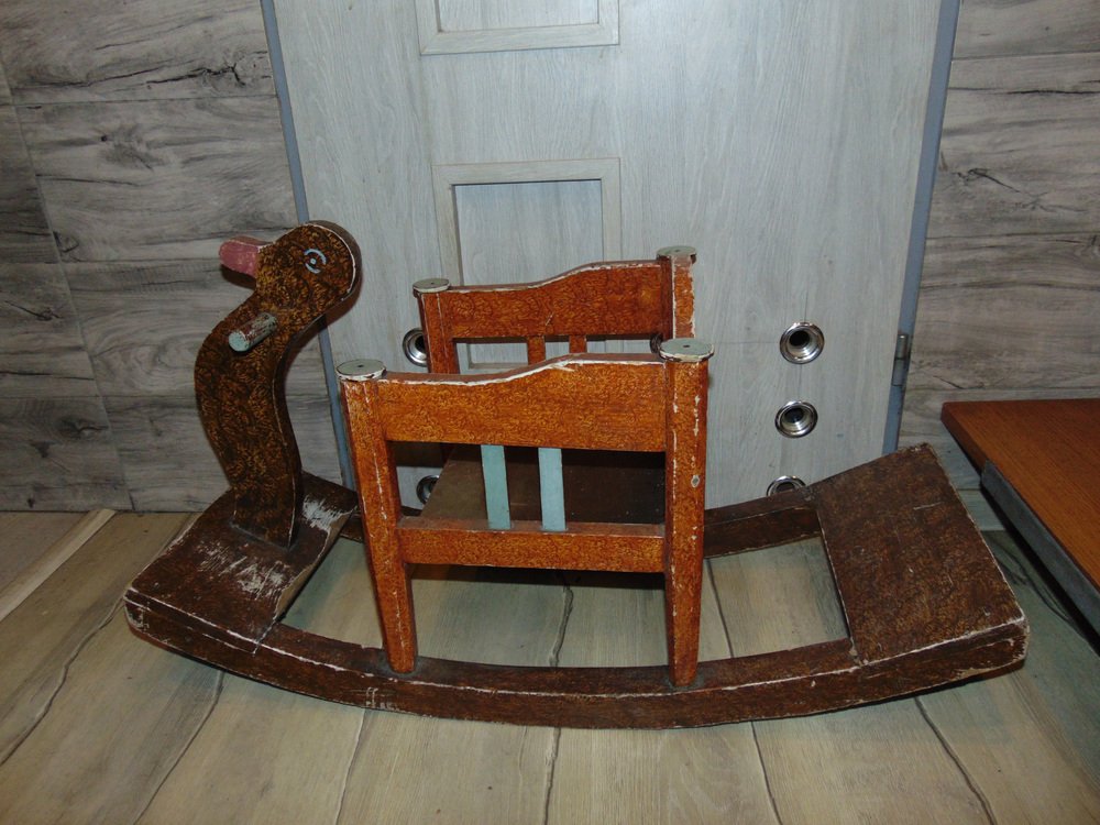 Art Deco Wooden Duck, Rocker, 1920s for sale at Pamono