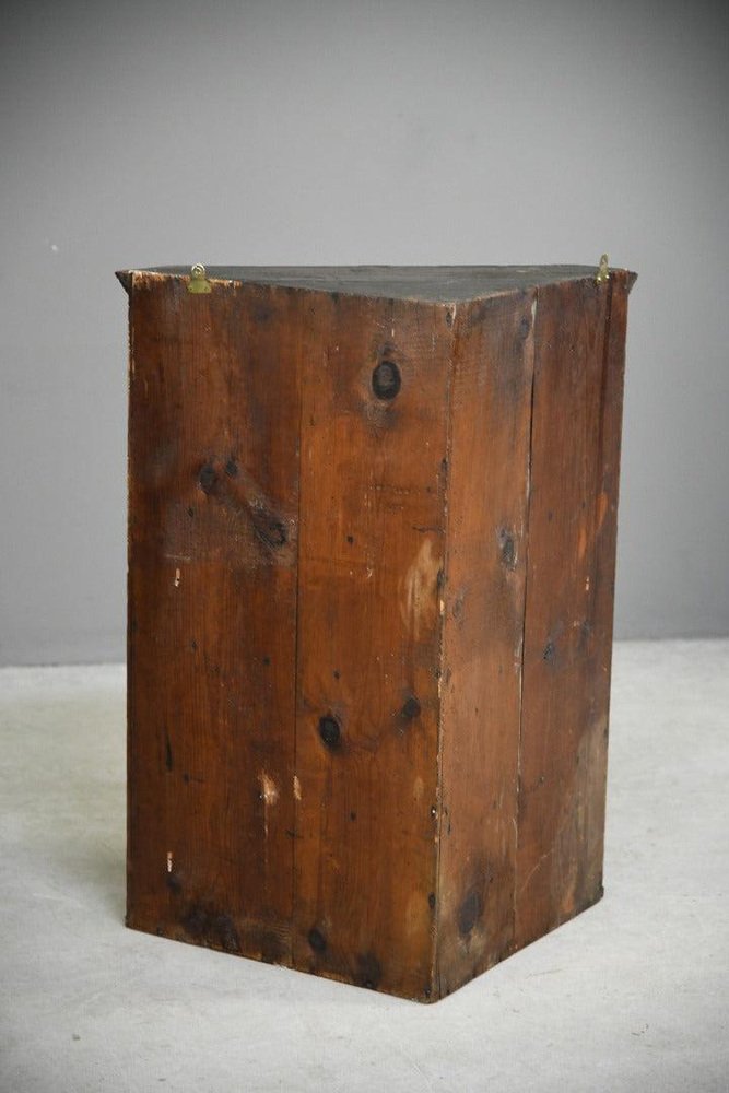 Georgian Corner Cupboard in Oak for sale at Pamono