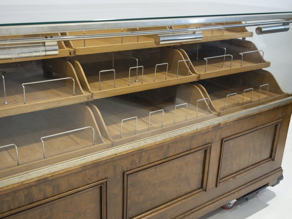Shop Counter in Birch and Oak with Twenty Drawers, 1940s for sale at Pamono