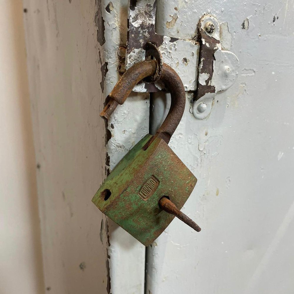 Bauhaus Locker Cabinet in Metal, 1940s for sale at Pamono