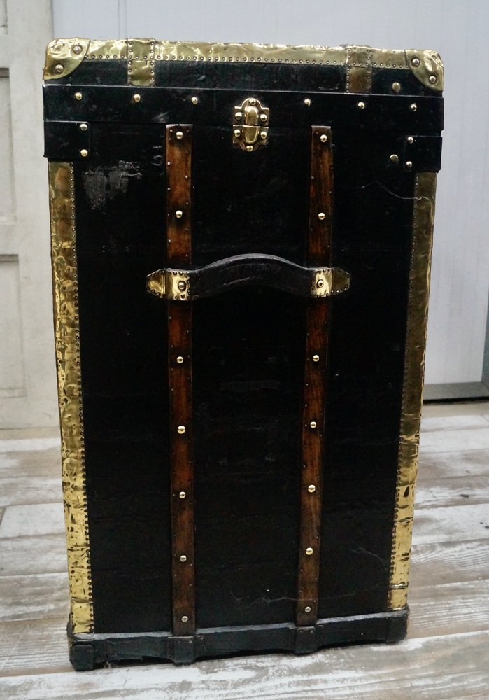 Victorian Oiled Canvas Travel Trunk, 1880s for sale at Pamono
