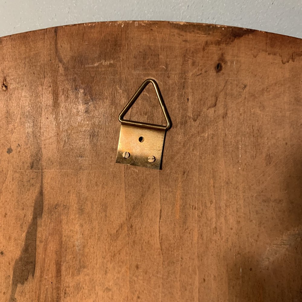 Bas Relief in Carved Wooden Medallion for sale at Pamono