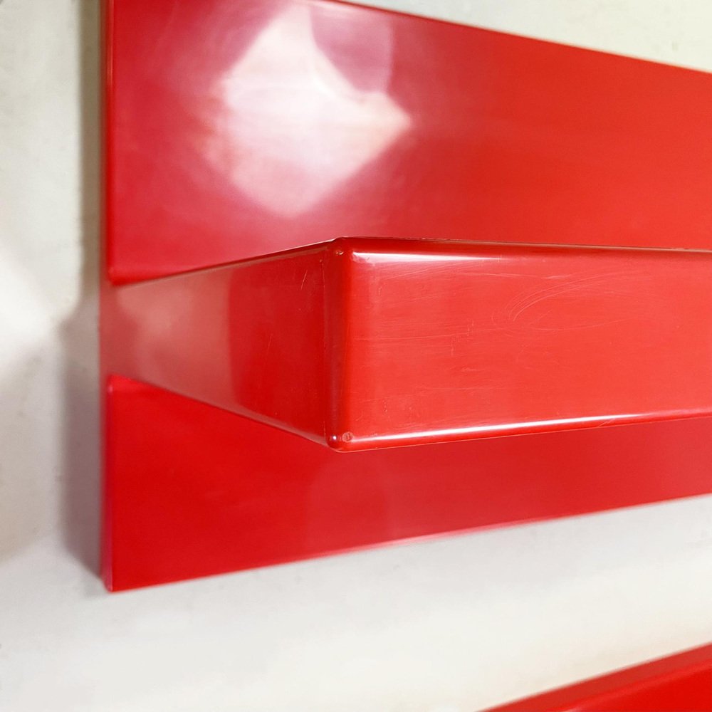 Modern Italian Red Plastic Shelves by Marcello Siard for Kartell, 1970s ...