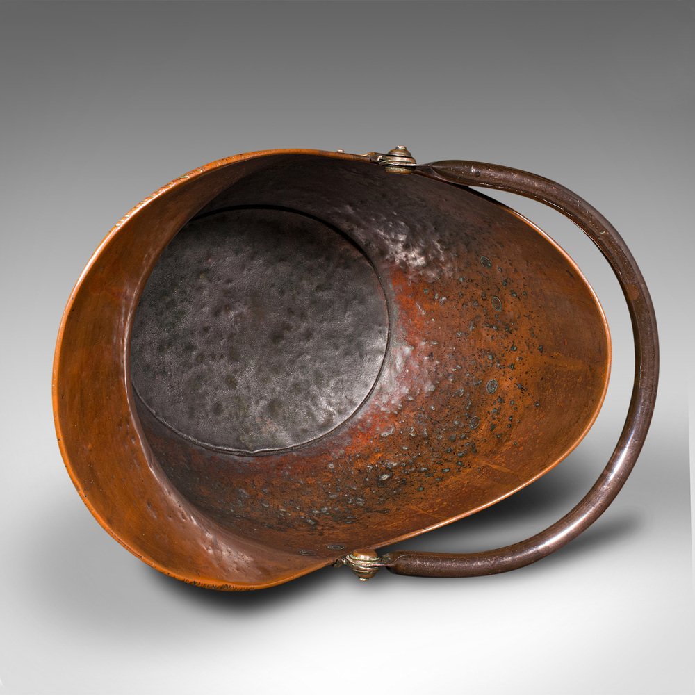 Victorian English Fireside Bucket in Copper, 1850s for sale at Pamono