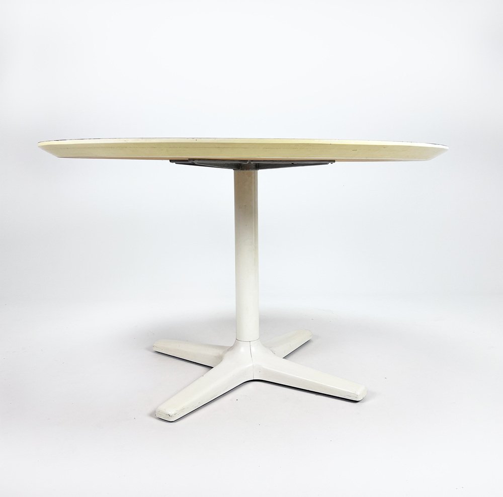 Dutch Space Age Dining Table from Pastoe, 1970s for sale at Pamono