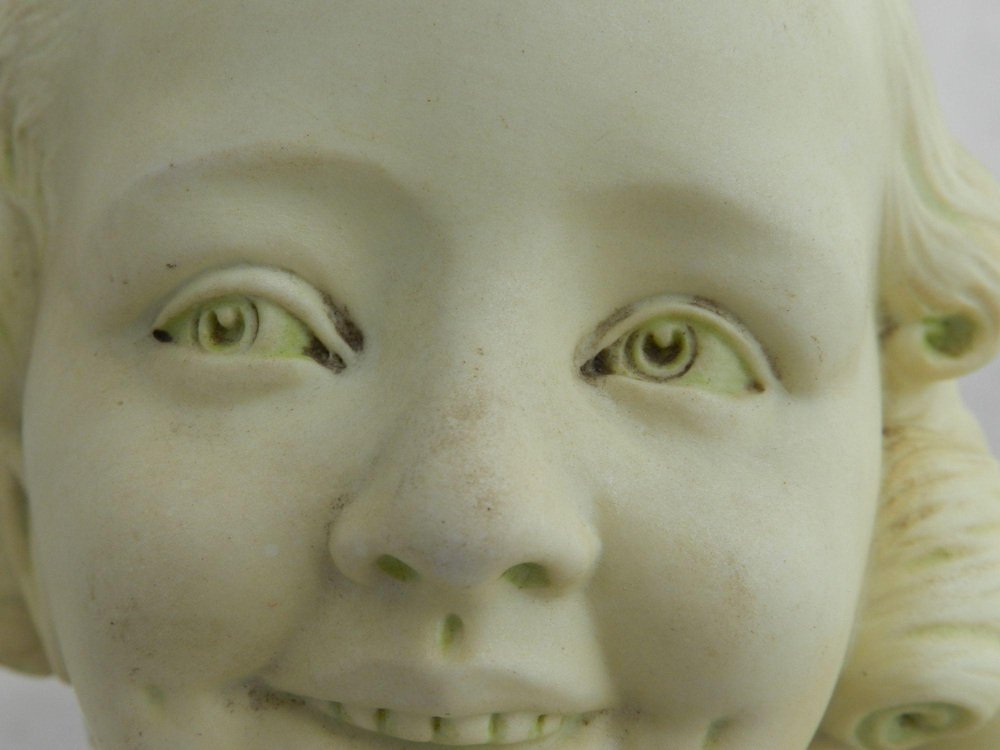 French Bust of Girl, 1920s for sale at Pamono