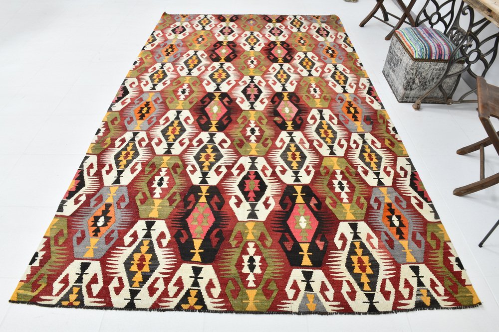 Turkish Wool and Cotton Rug for sale at Pamono