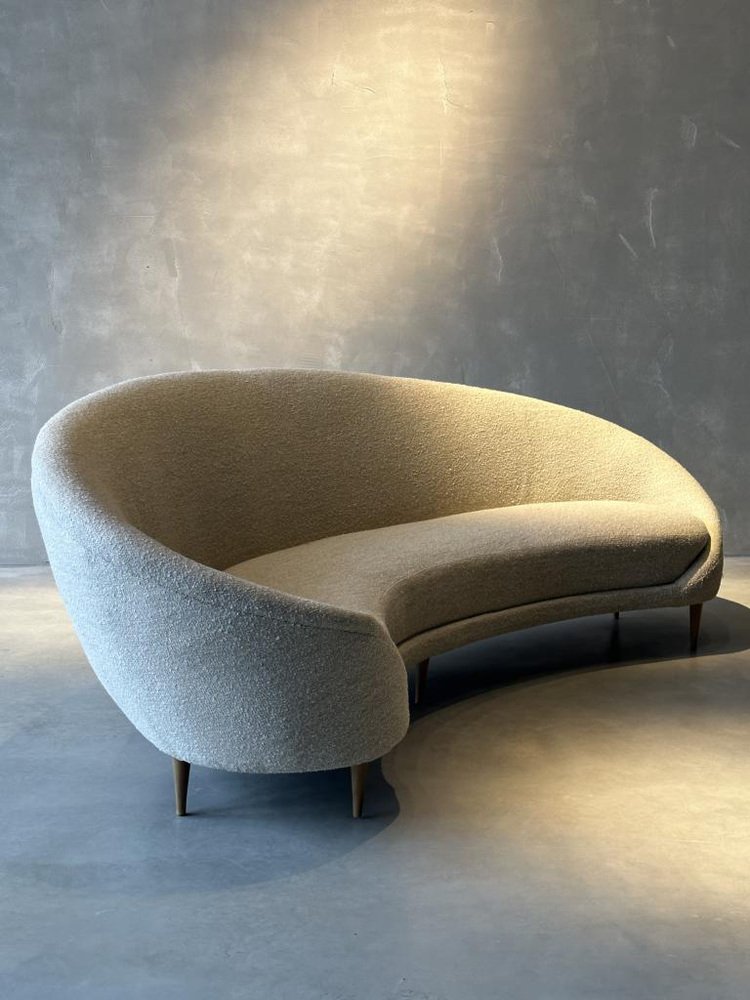 Divano curvo, Italia, anni '50 in vendita su Pamono