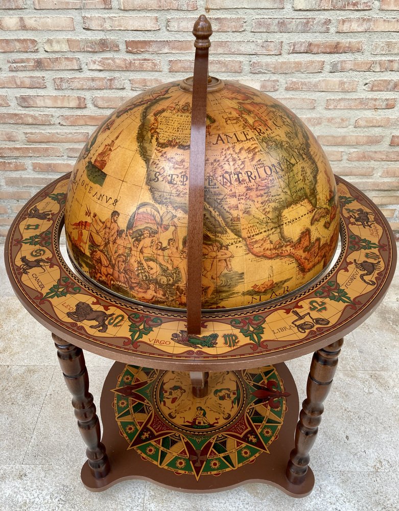 Italian Globe in Wood and Metal, 1960s for sale at Pamono