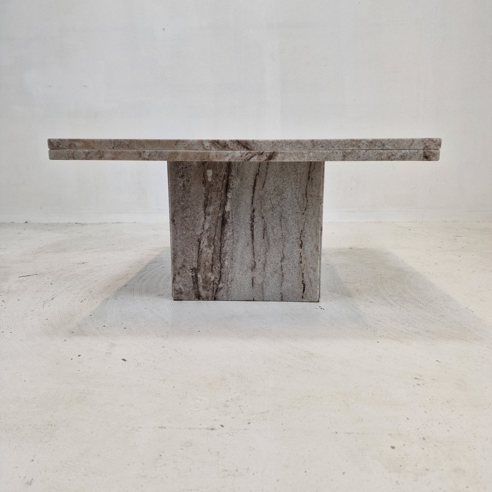 Table Basse en Granit, Italie, 1980s en vente sur Pamono