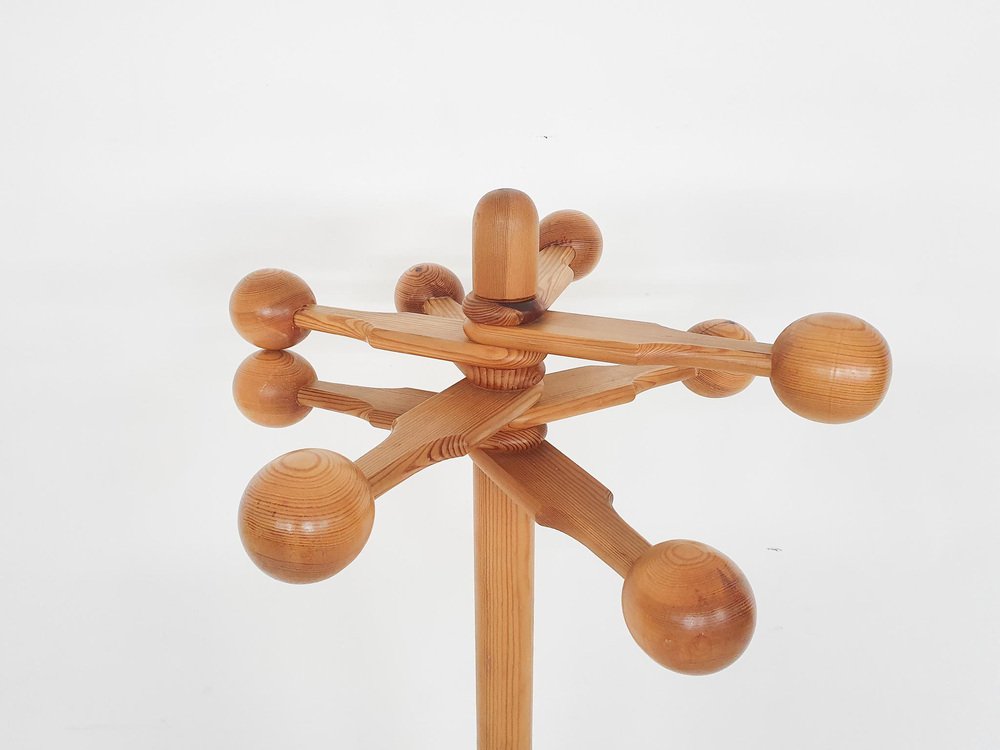 Scandinavian Modern Pinewood Coat Rack, Sweden, 1960s for sale at Pamono