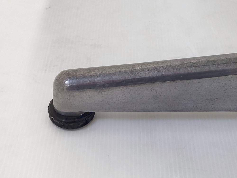 Vintage Beistelltisch aus Weißem Resopal, Aluminium & Verchromtem Stahl ...