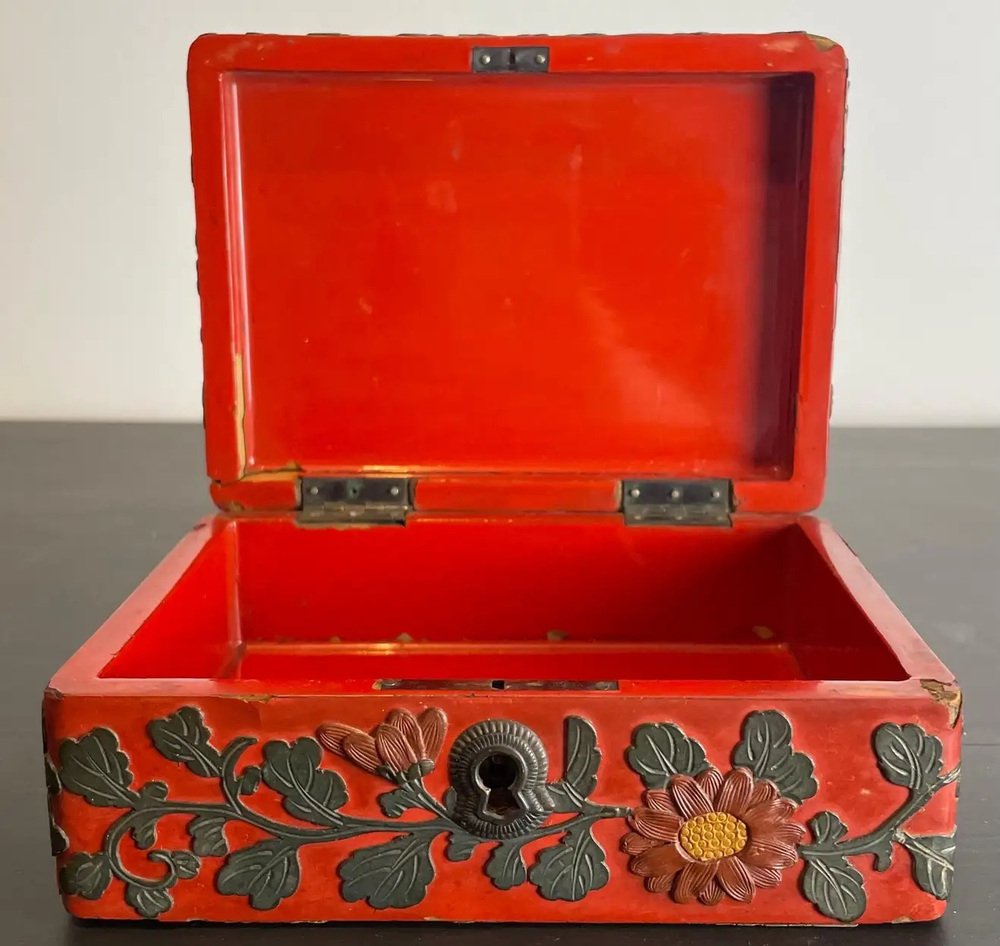 Antique Chinese Red and Black Lacquered Cinnabar Box, 1800s for sale at ...