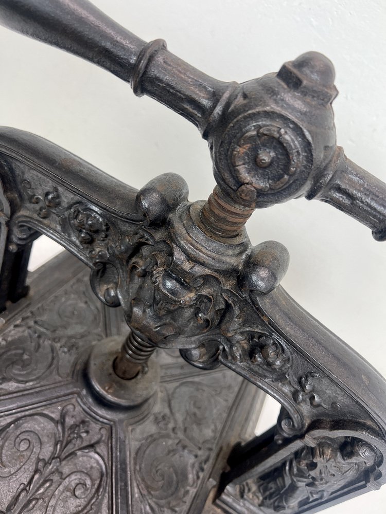 Antique Cast Iron Book Press with Figures, 1850s for sale at Pamono