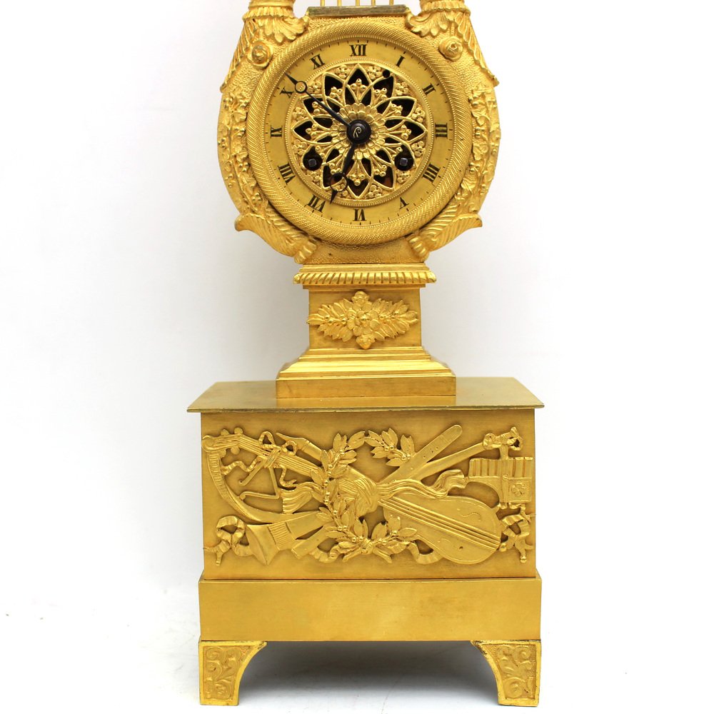 19th Century Empire Gilt Bronze Lira Pendulum Clock for sale at Pamono