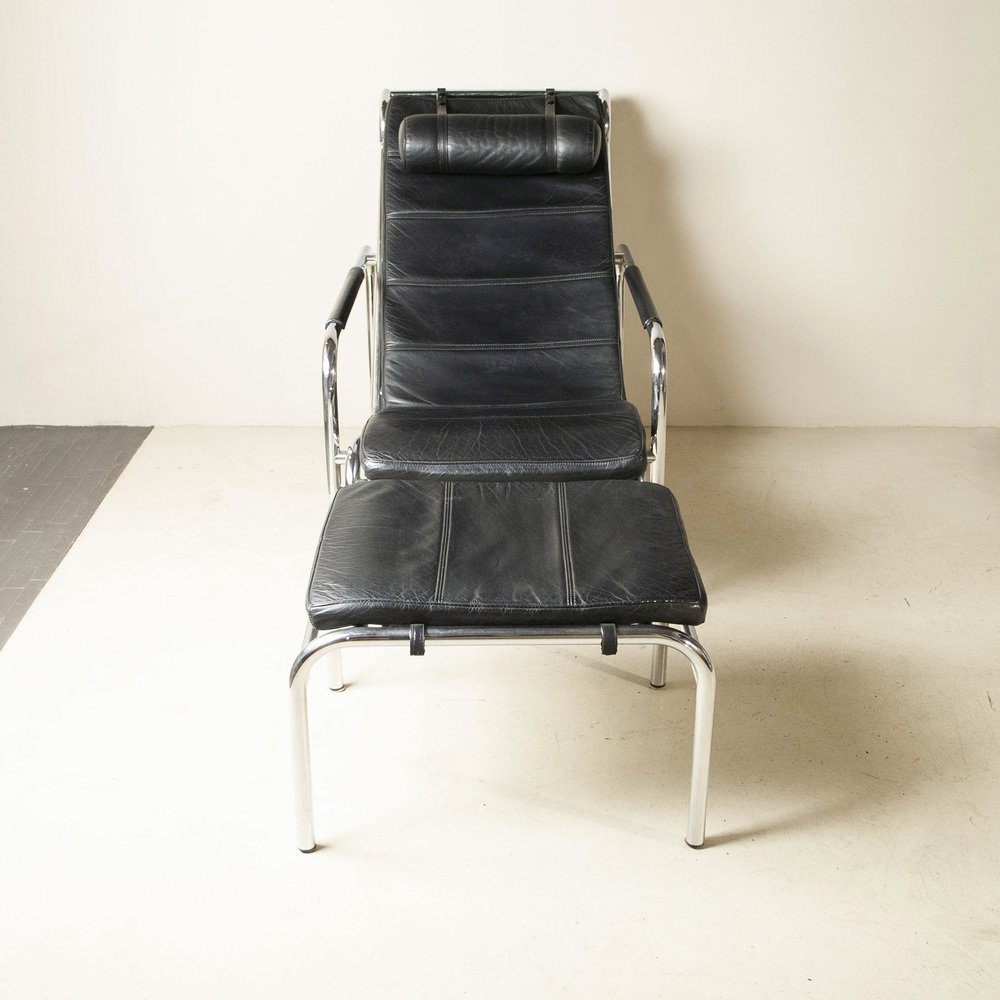 Modell Genni Sessel & Fußhocker aus Leder & verchromtem Stahl von ...