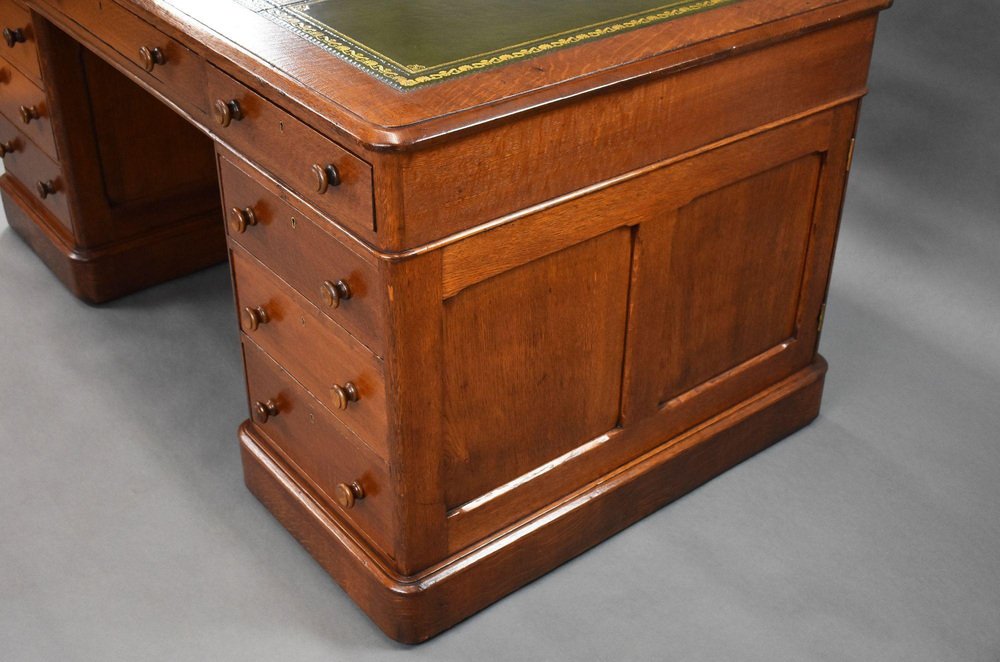 Victorian Oak Partners Desk, 1880s for sale at Pamono