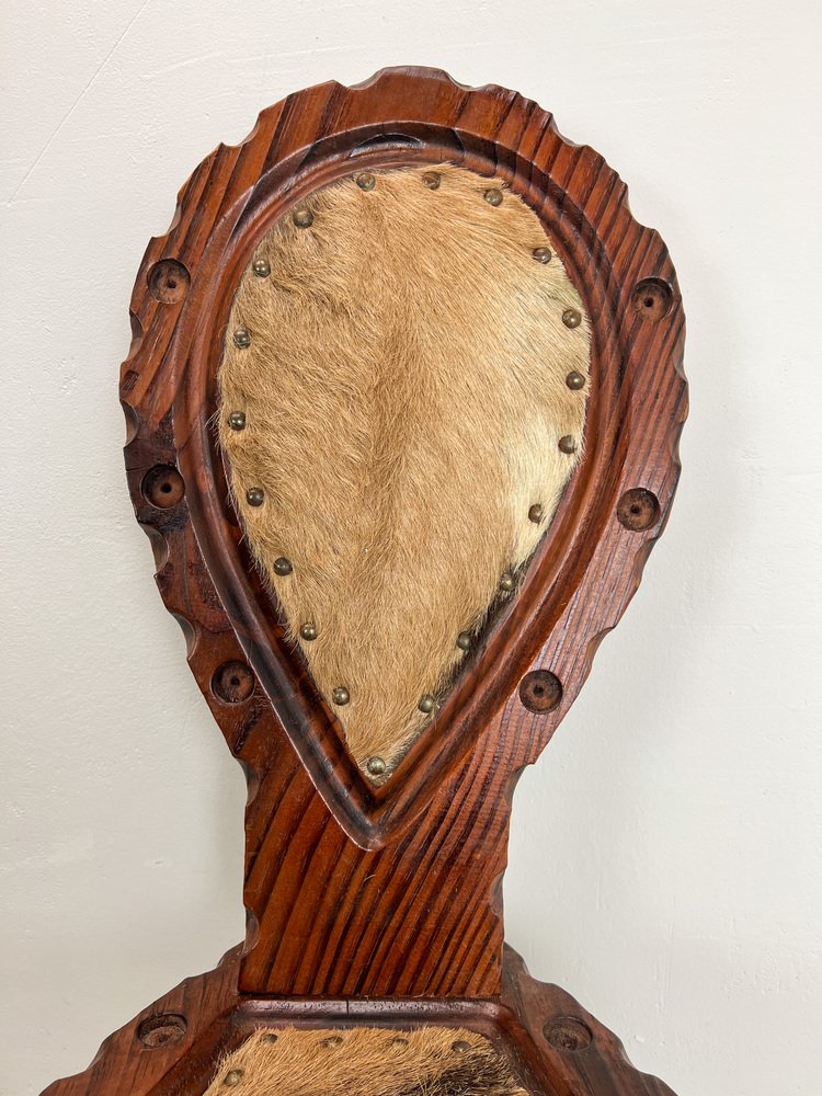 Spanish Brutalist Tripod Birthing Chair with Goat Skin, 1960s for sale ...