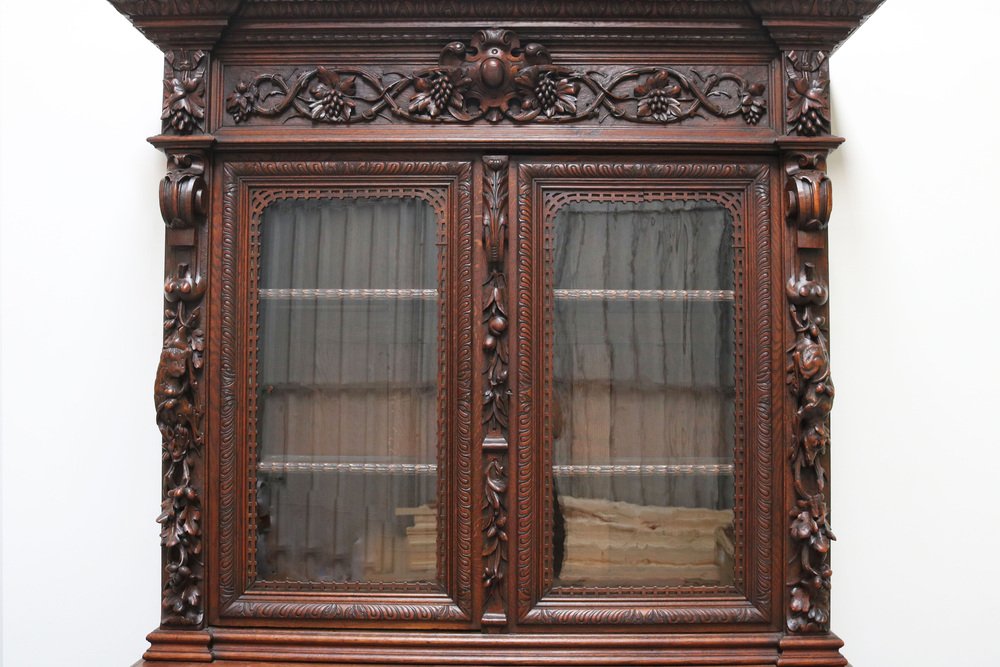 French Renaissance Cabinet in Carved Oak, 1870a for sale at Pamono