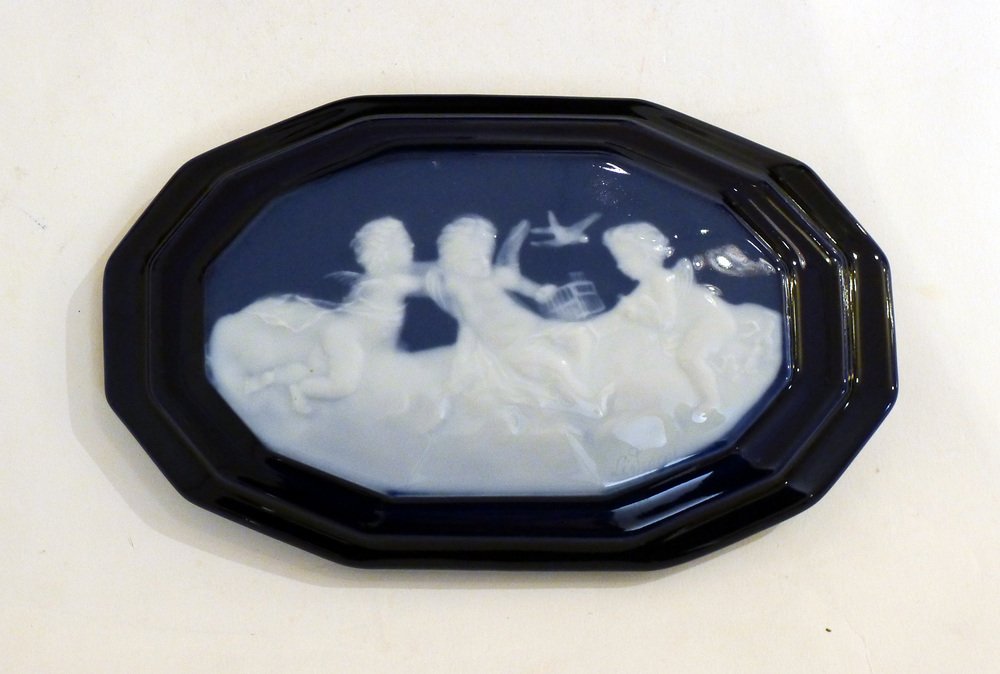 Large Box with Cameo Style Decoration in Porcelain by Camille Tharaud ...