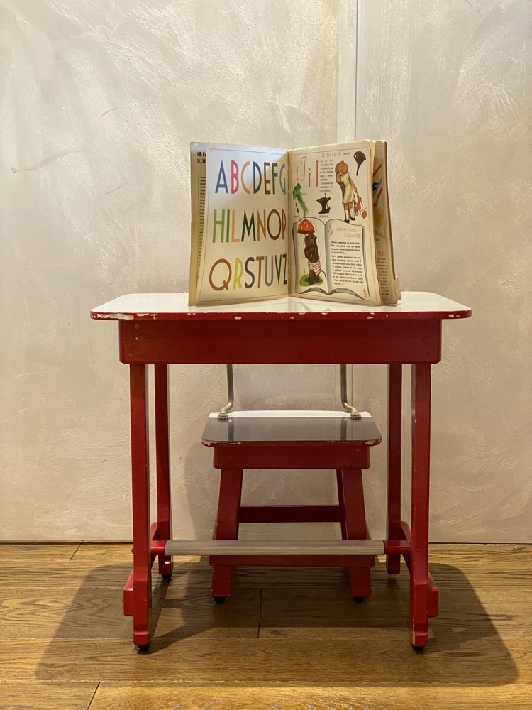 Italian Nursery School Desk with Chair, 1950s, Set of 2 for sale at Pamono