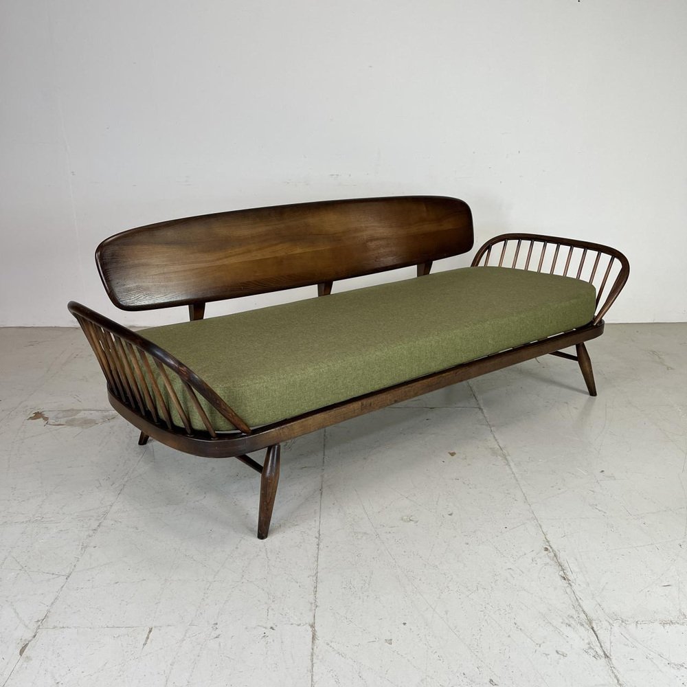 Olivgrüne Vintage Ercol Studio Couch von Lucian Ercolani, 1960er bei ...