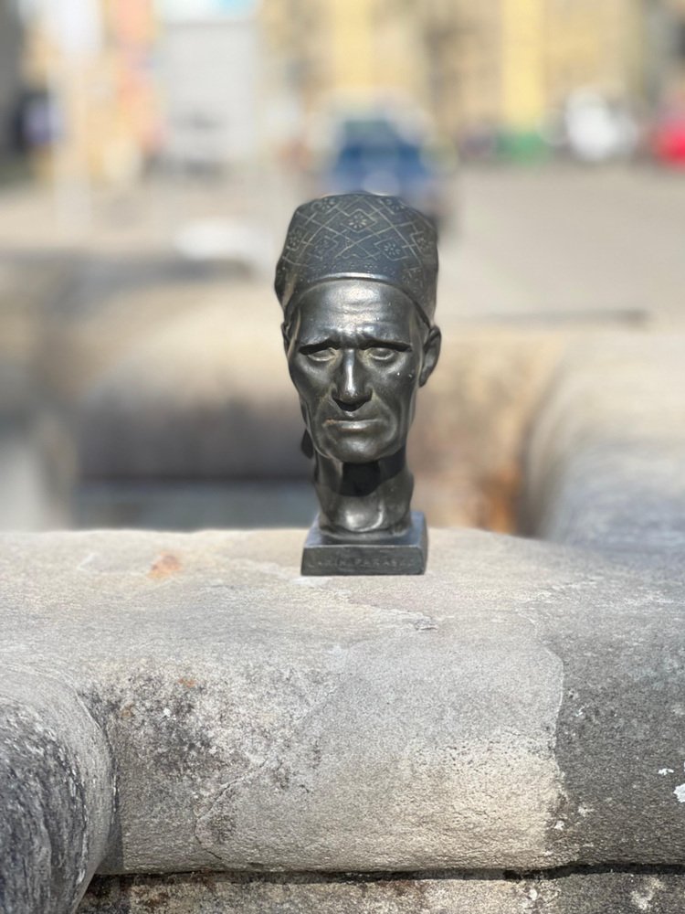 Finnische Bronzebüste von Larin Paraske von Alpo Sailo, 1935 bei Pamono ...