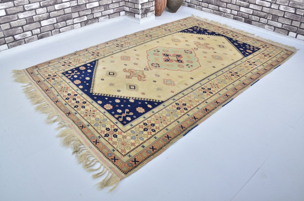 Large Mid-Century Modern Turkish Area Rug for sale at Pamono