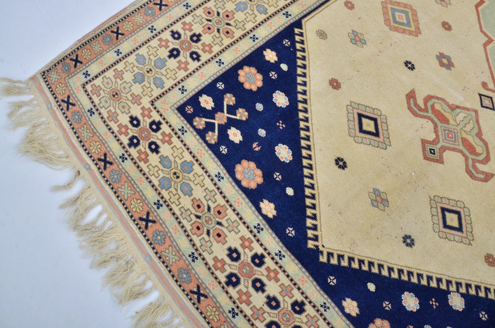 Large Mid-Century Modern Turkish Area Rug for sale at Pamono