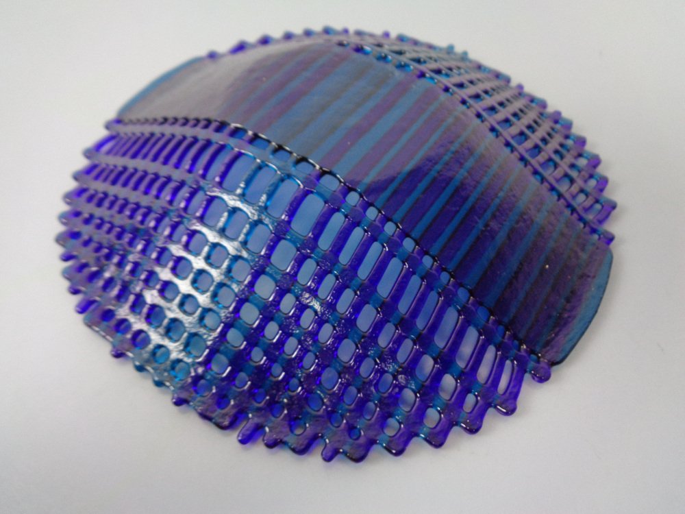 Italian Filigree Glass Bowl, 1960s for sale at Pamono