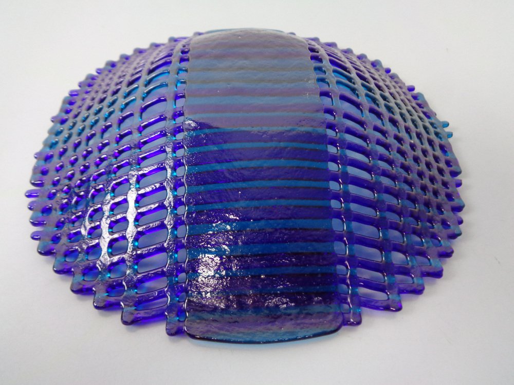 Italian Filigree Glass Bowl, 1960s for sale at Pamono