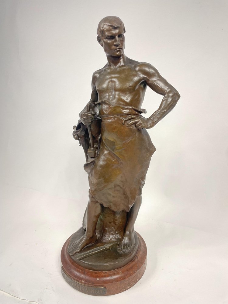 Hans Muller, Labor Omnia Vincit, 1920s, Bronze & Marble for sale at Pamono