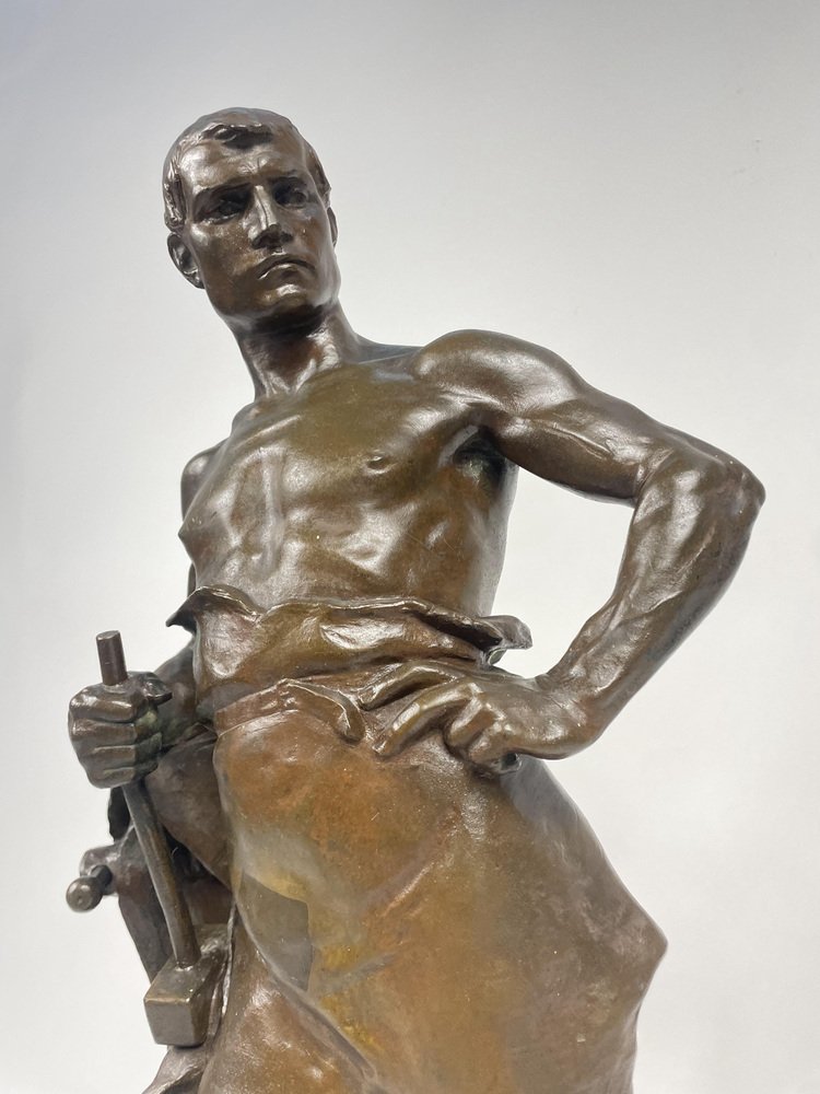 Hans Muller, Labor Omnia Vincit, 1920s, Bronze & Marble for sale at Pamono