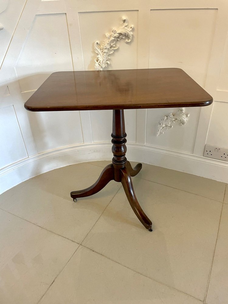 Antique George III Side Table in Mahogany, 1800 for sale at Pamono