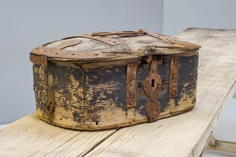 Metal Bound Box, 1840s for sale at Pamono