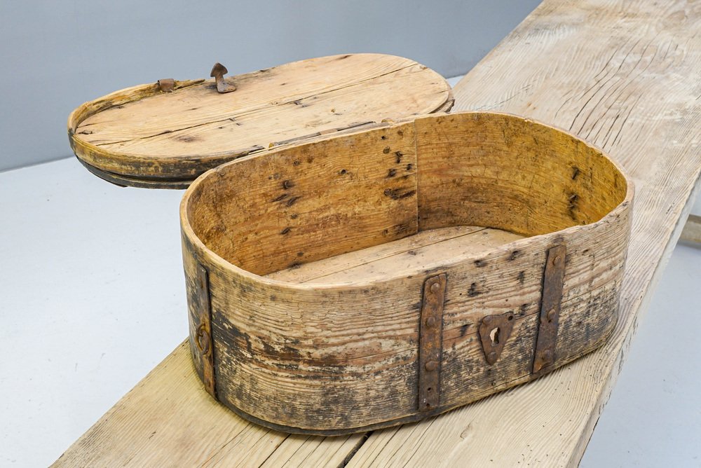 Metal Bound Box, 1840s for sale at Pamono