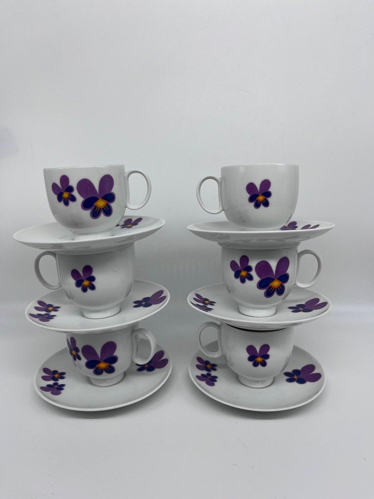 Vintage Tassen & Untertassen, 1970er, 10er Set bei Pamono kaufen