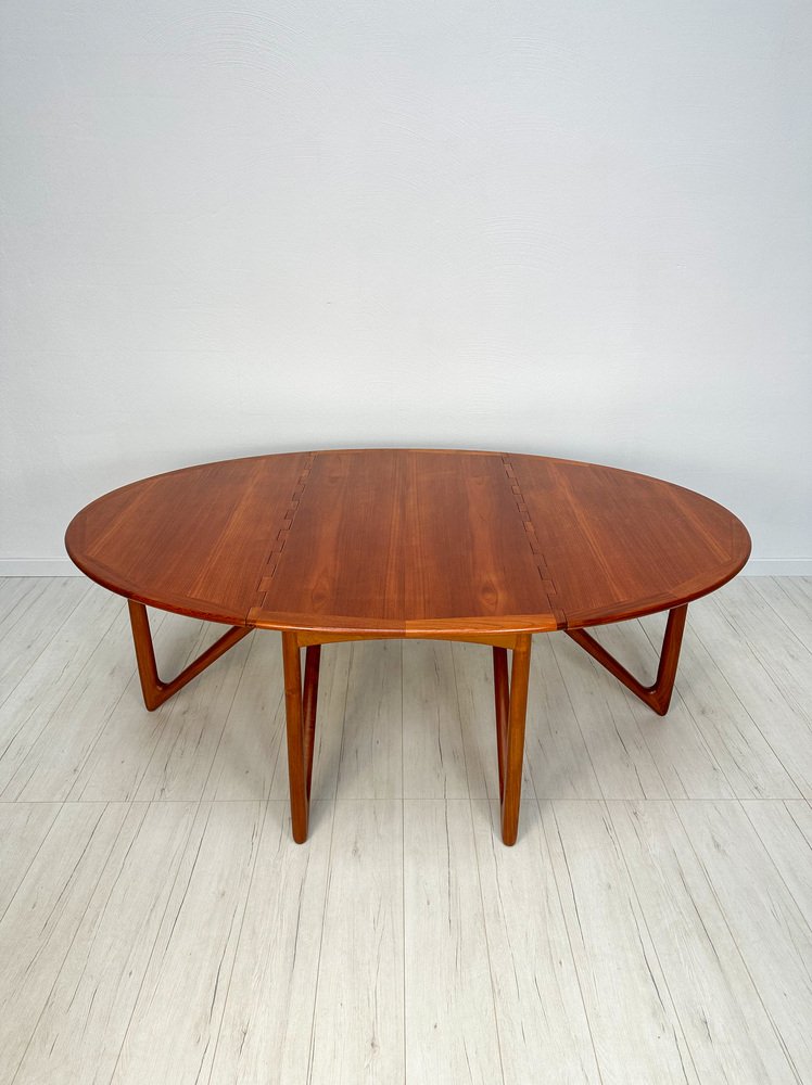 Iconic Vintage Gate-Leg Danish Teak Dining Table attributed to Niels ...