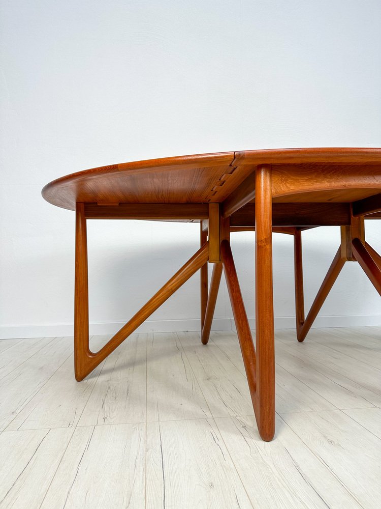 Iconic Vintage Gate-Leg Danish Teak Dining Table attributed to Niels ...