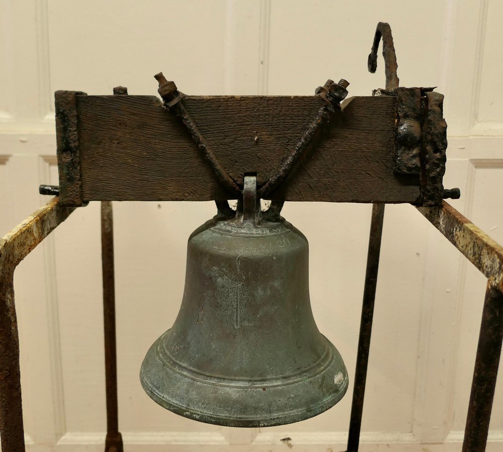 Large Bronze Bell, 1880s for sale at Pamono
