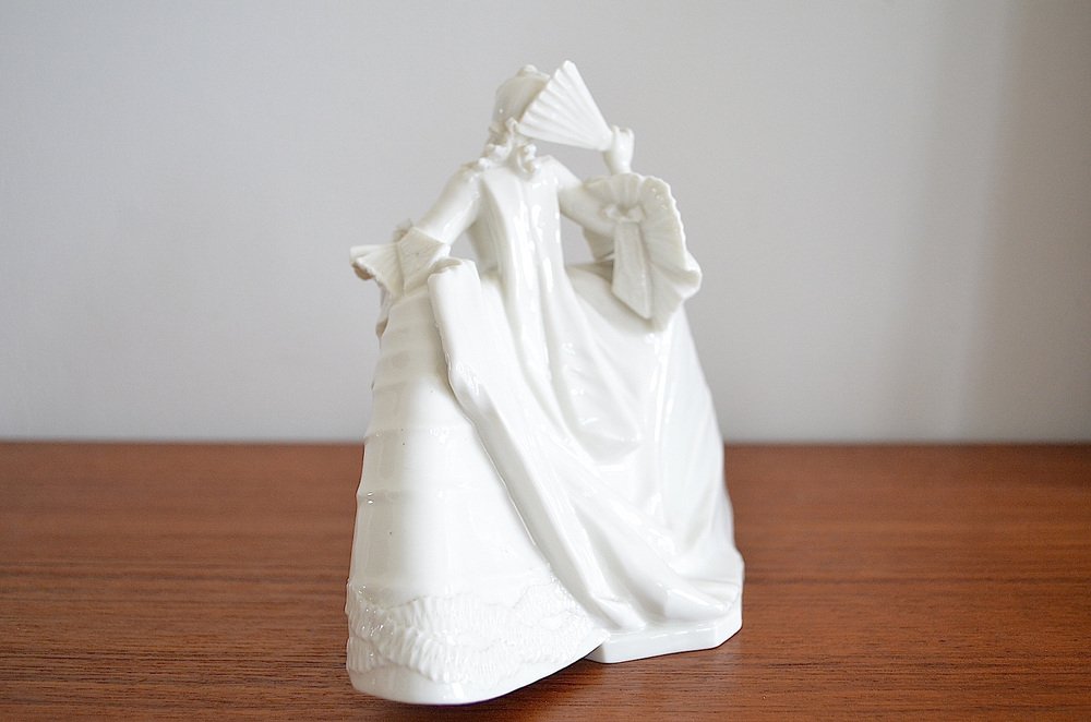 Porcelain Dancer by Anton Buselli for Nymphenburg, 1940s for sale at Pamono