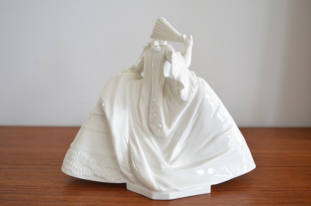 Porcelain Dancer by Anton Buselli for Nymphenburg, 1940s for sale at Pamono