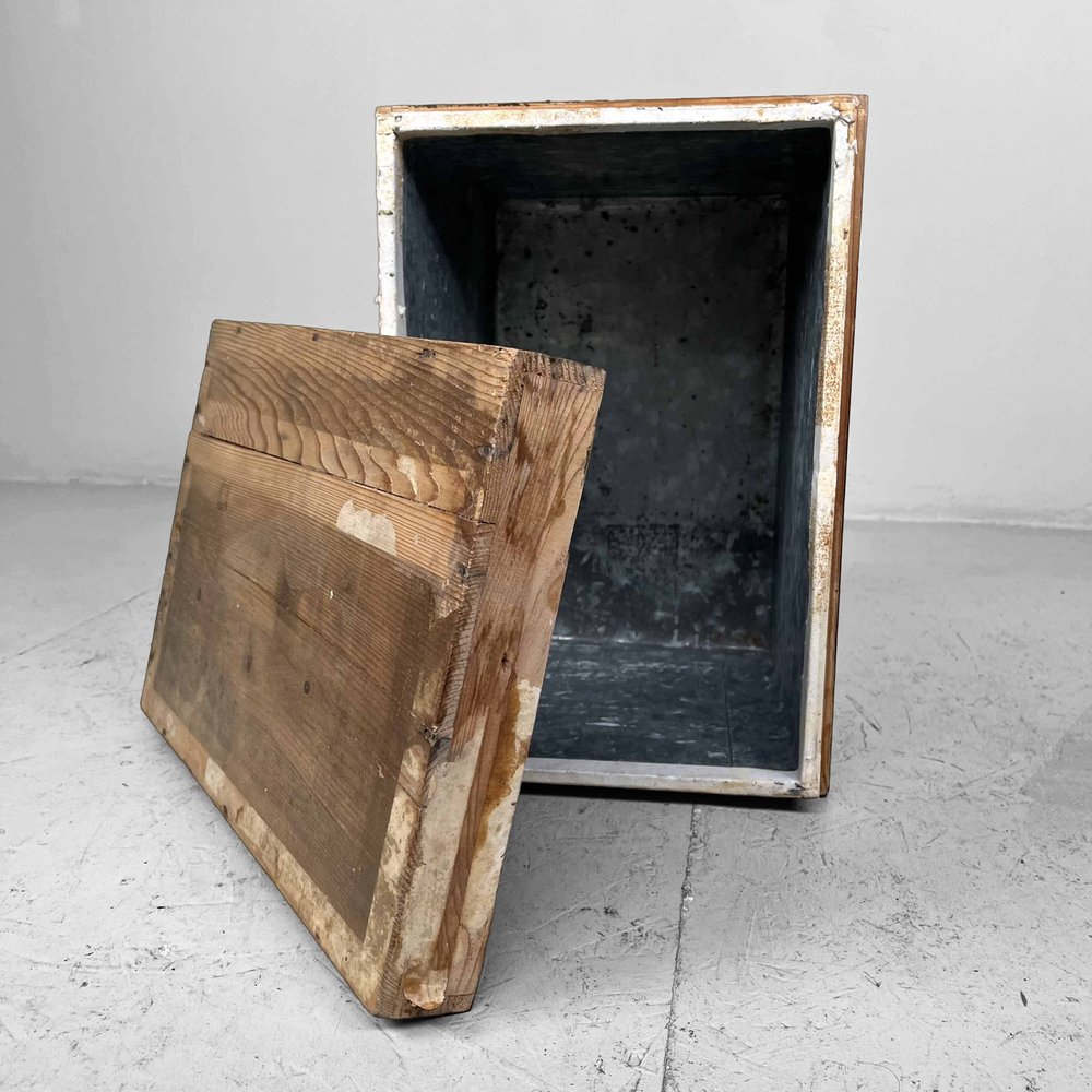 Kleine japanische Tee-Transportbox aus Holz, 1940er bei Pamono kaufen