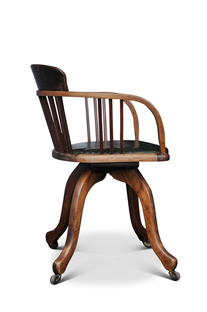 American Spindle-Backed Office Chair in Oak, 1890s for sale at Pamono