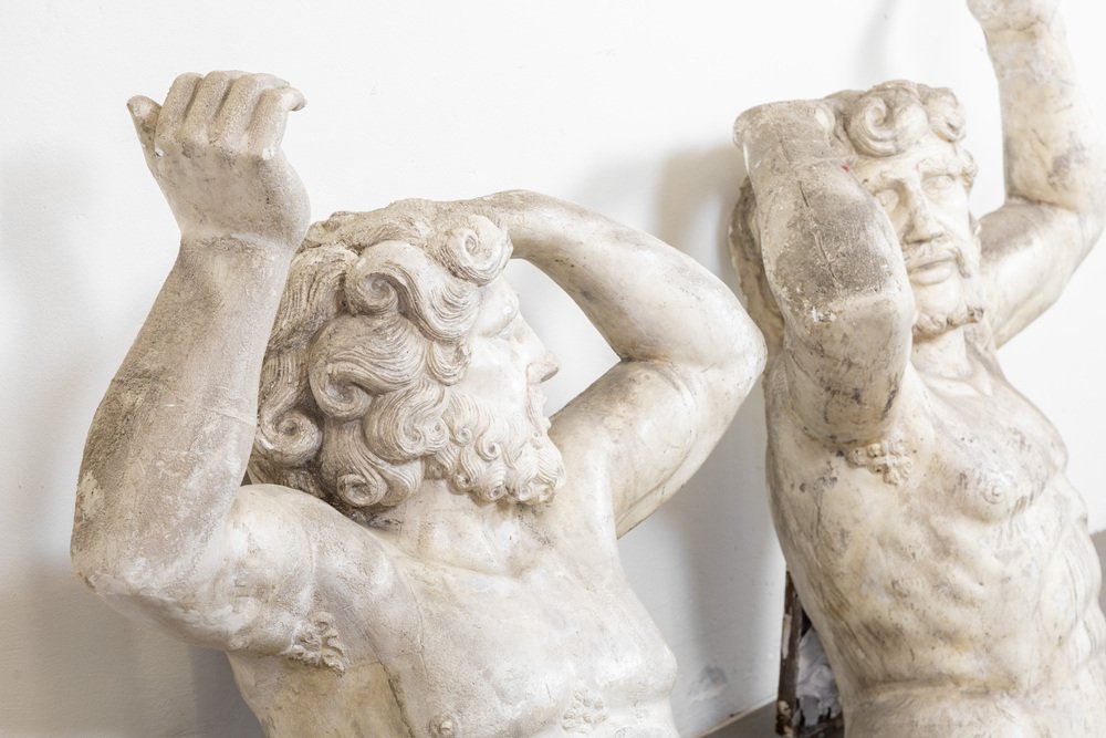 20th Century Roman Figures, Set of 2 for sale at Pamono